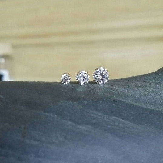 14k Gold Studs – Origami Jewels